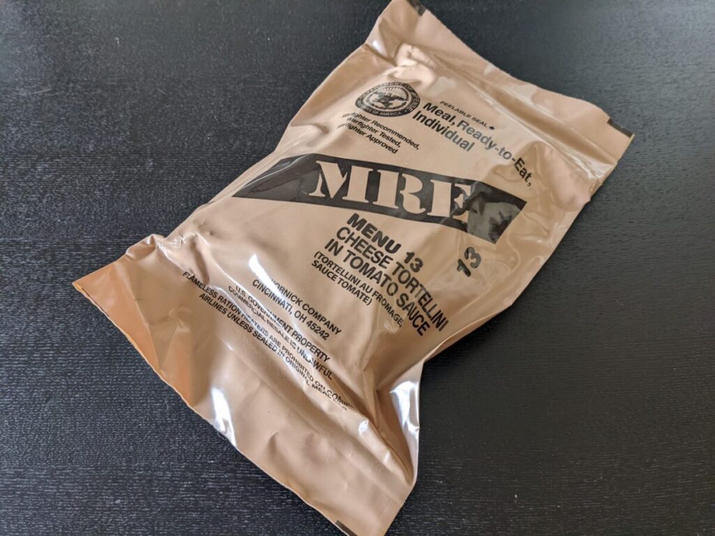 【写真のみ】2017年製米軍MREメニューNo.13「CHEESE TORTELLINI IN TOMATO SAUCE」 - MRE.JP