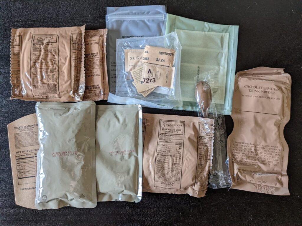 【写真のみ】2017年製米軍MREメニューNo.23「CHICKEN PESTO PASTA」 - MRE.JP