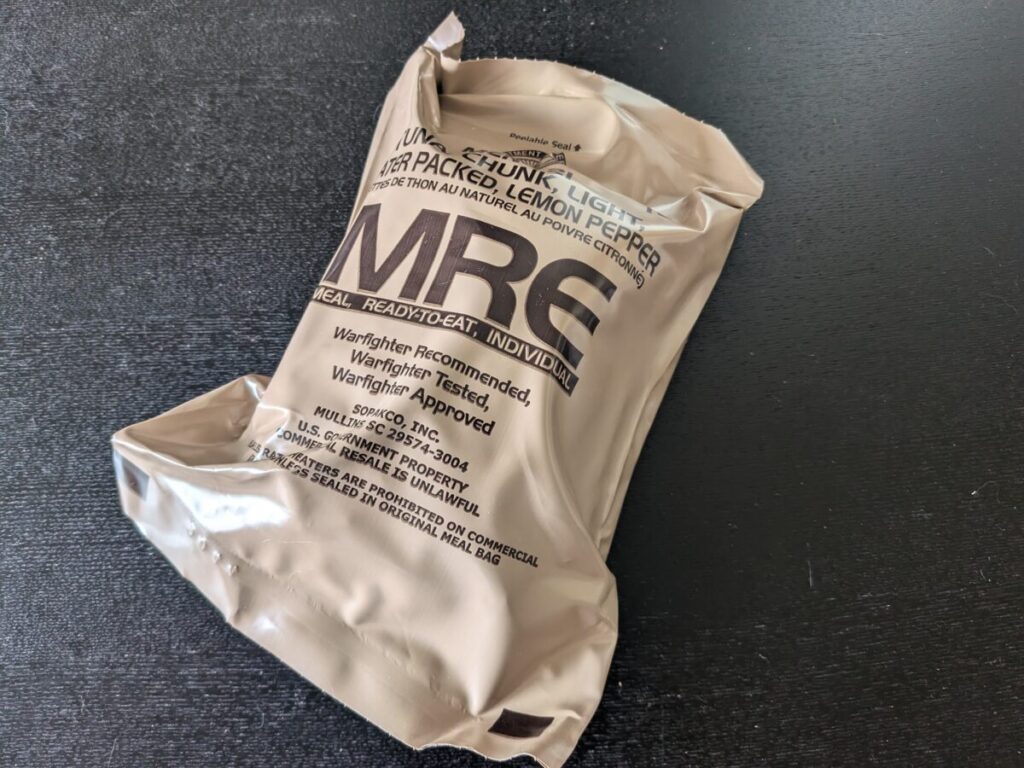 【写真のみ】2019年製米軍MREメニューNo.21「TUNA, CHUNK, LIGHT, WATER PACKED, LEMON ...