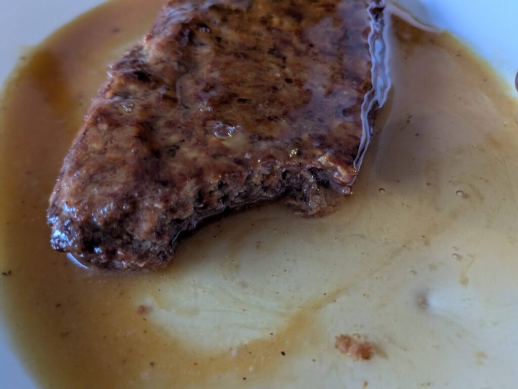 【写真のみ】2019年製米軍MREメニューNo.17「Pork Sausage Patty, Maple Flavored」 - MRE.JP